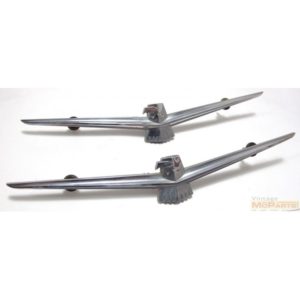 Emblems & Scripts - Vintage MoParts